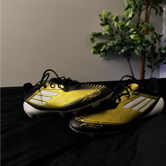 adidas | Shoes | Messi F5 Gold And Black Cleats | Poshmark